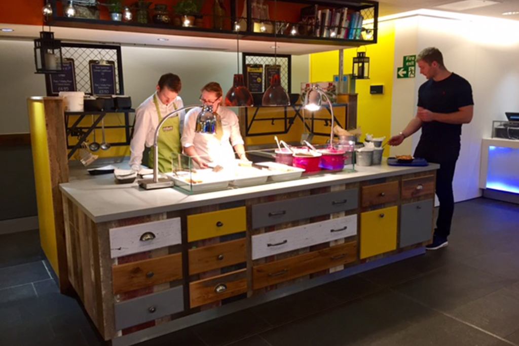 Hot Food Counters for Cafes and Foodservice Operators - Proline