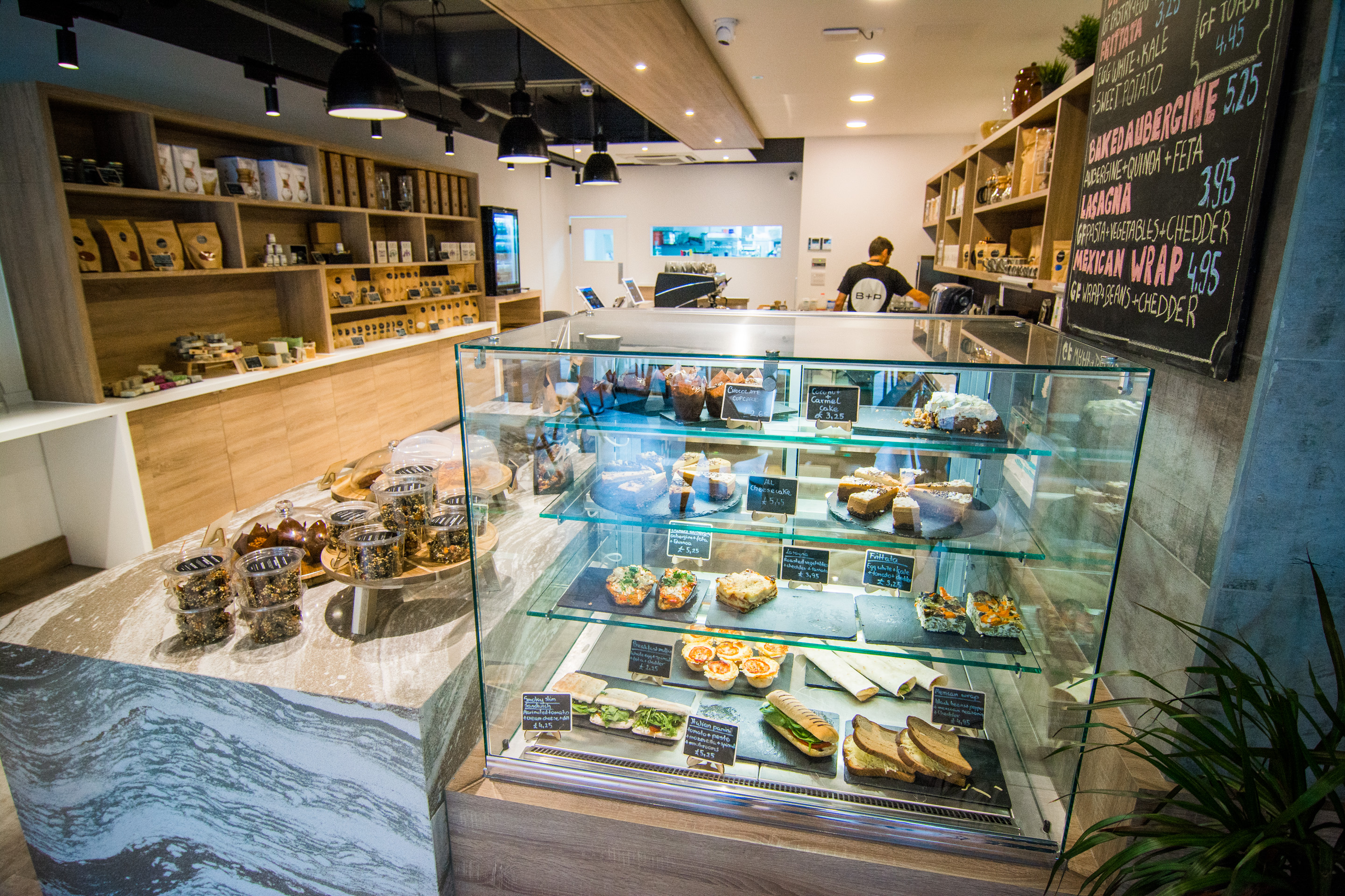 Counter display fridges - Essential Features - Proline